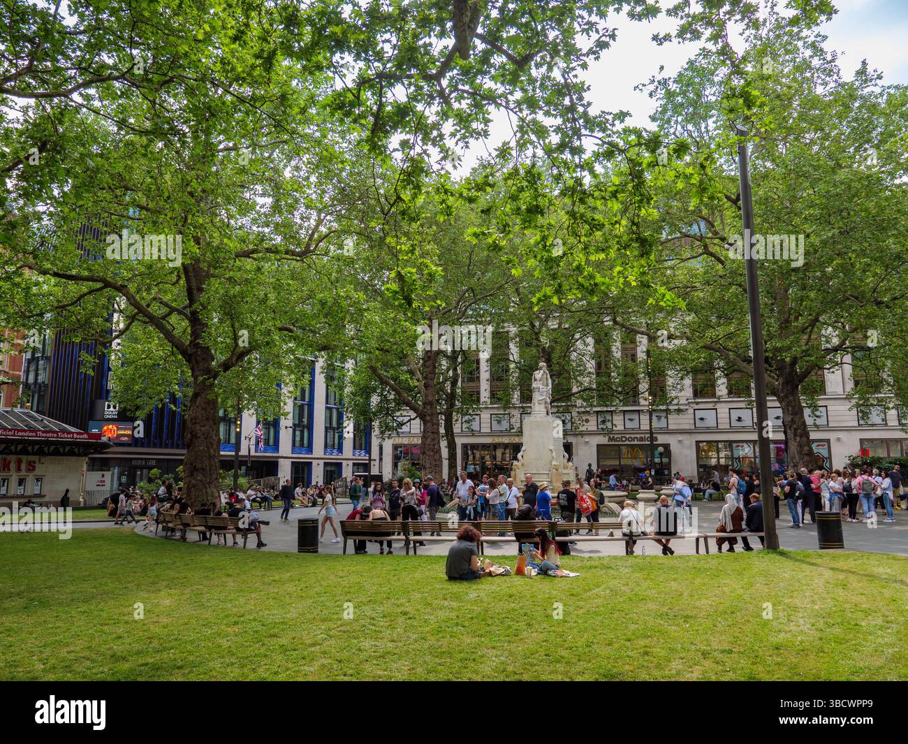 People outside leicester square hi-res stock photography and images - Alamy