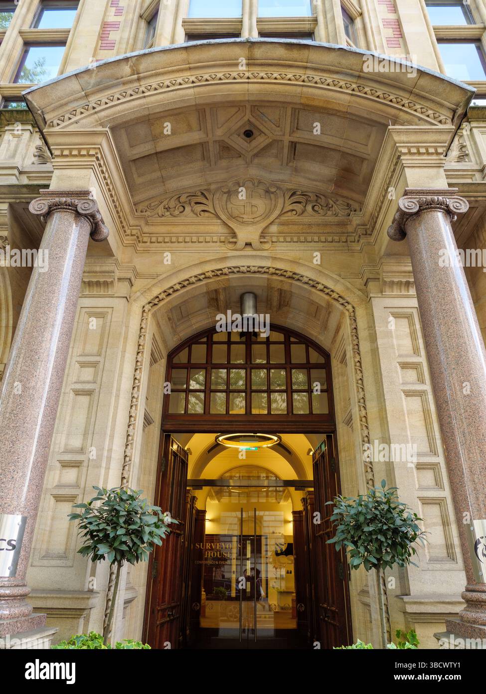 Surveyors House at RICS Westminster, London, UK Stock Photo - Alamy