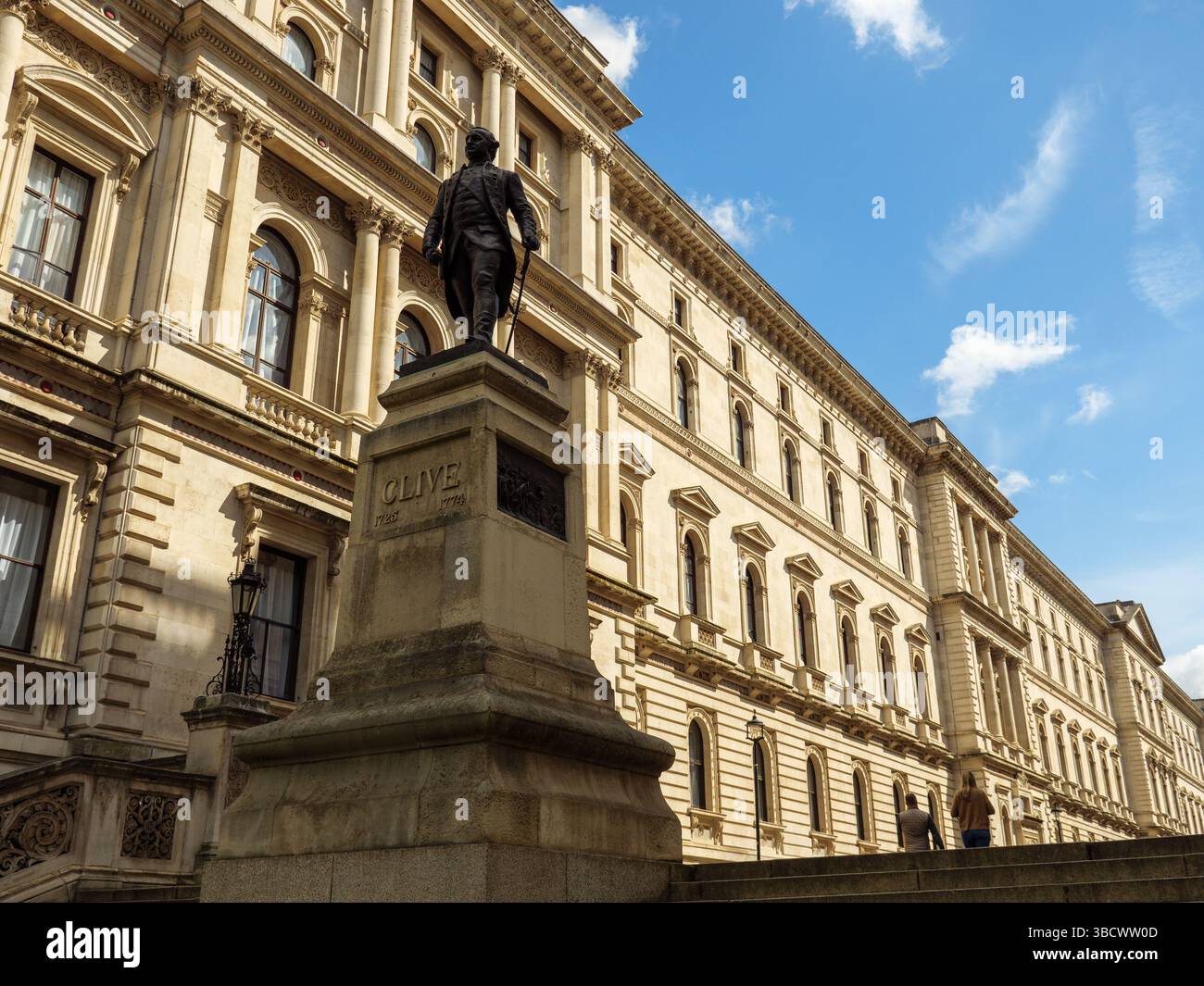Historic statue of Robert Clive of India outside the Foreign ...