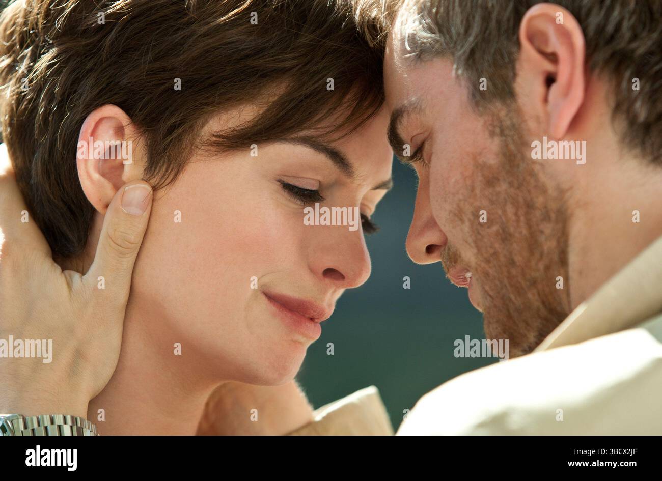 Anne Hathaway (left) and Jim Sturgess (right) star as Emma and Dexter ...