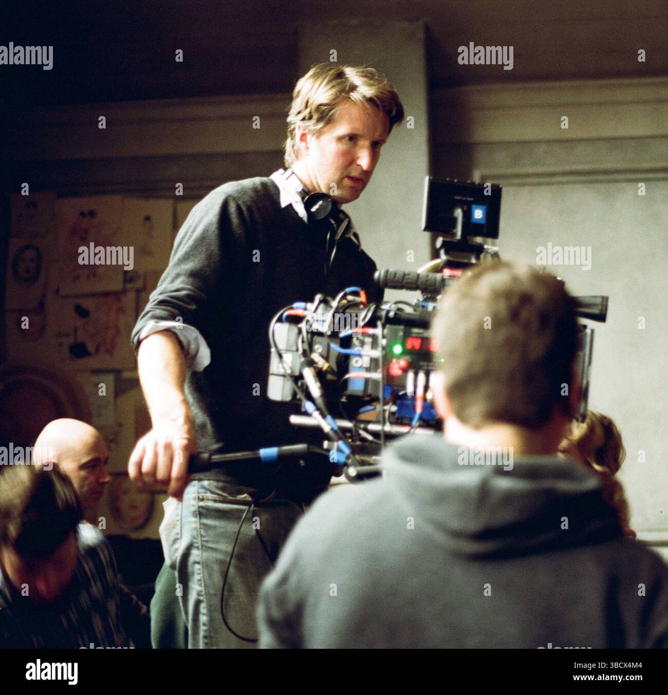 Director Tom Hooper on set of THE DANISH GIRL, released by Focus Features Stock Photo - Alamy