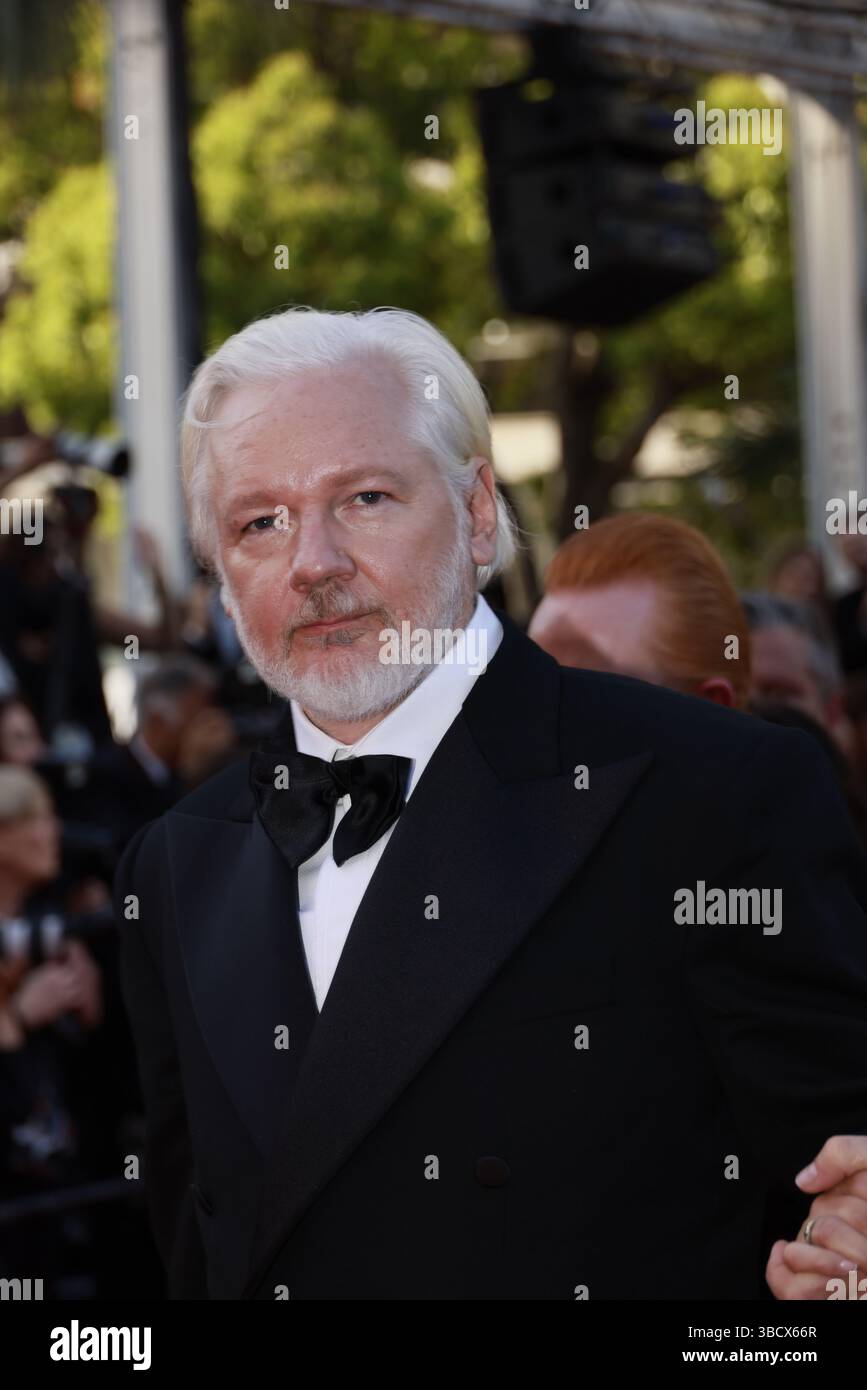 Cannes, France. 21st May, 2025. Julian Assange attends the red carpet ...