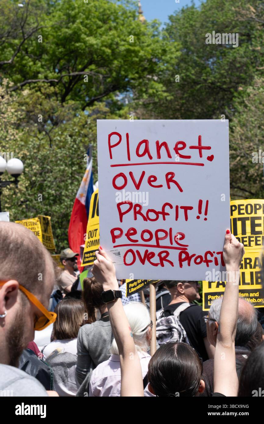 Workers and Union members rally on May Day for solidarity in protecting ...