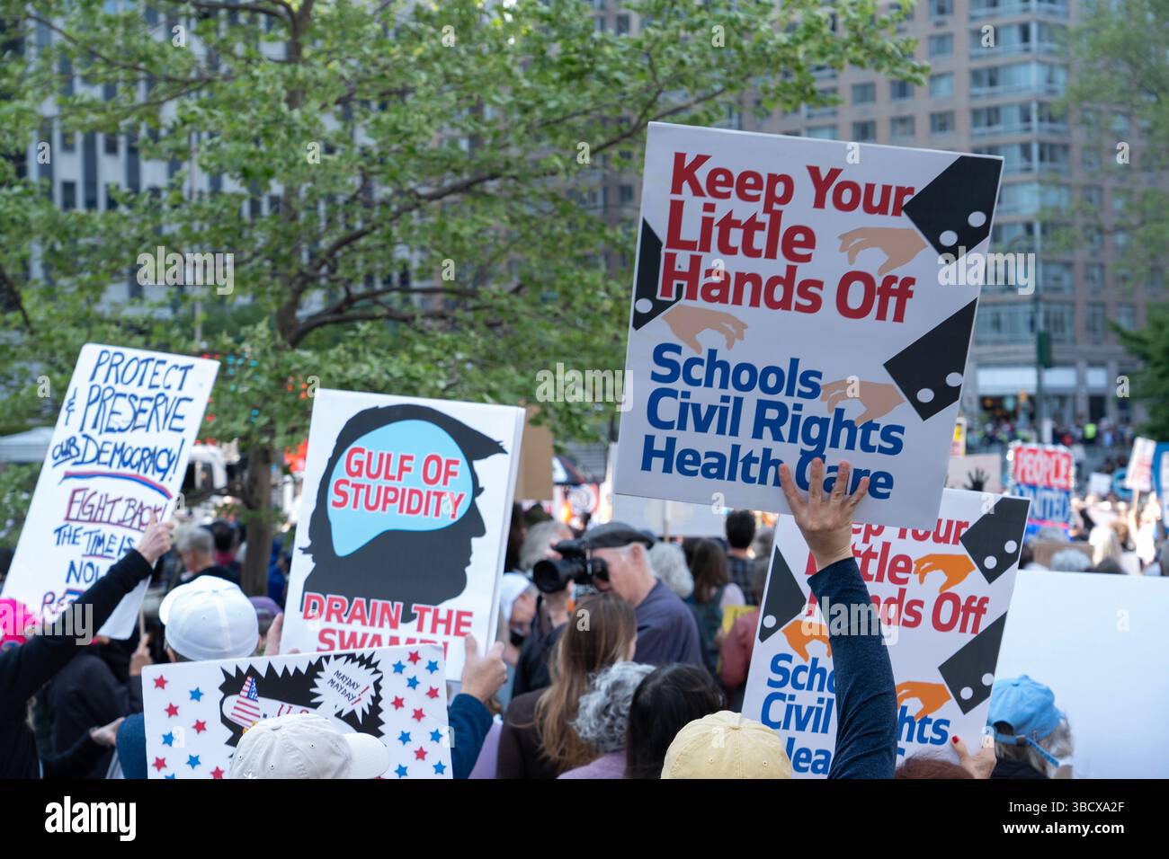Workers and Union members rally on May Day for solidarity in protecting ...