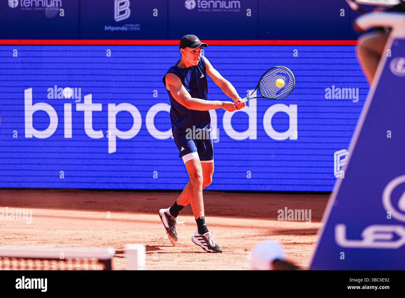 Hamburg, Deutschland. 21st May, 2025. Justin Engel (GER) GER, Andrey Rublev (RUS) vs. Justin ...