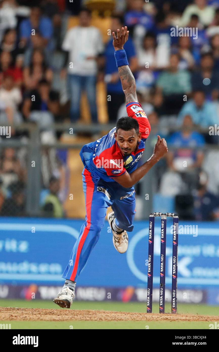 Mumbai, India. 21st May, 2025. MUMBAI, INDIA - MAY 21: Dushmantha ...