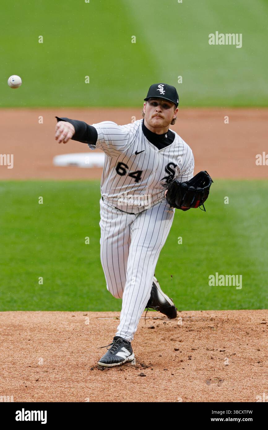 CHICAGO, IL - MAY 21: Chicago White Sox pitcher Shane Smith #64 ...