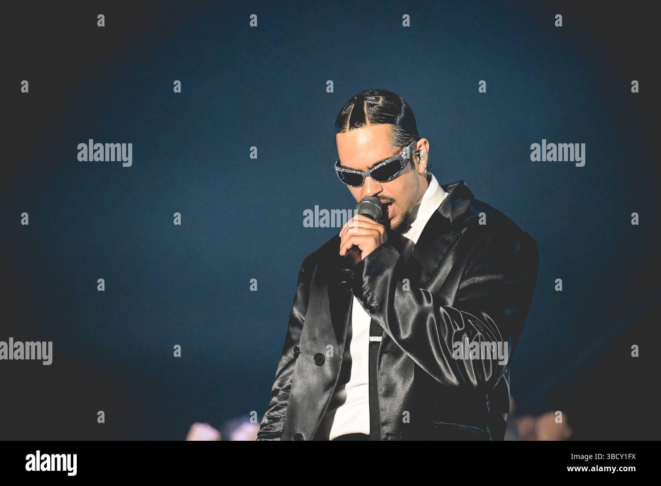 May 21, 2025, Napoli, Italy: Italian singer Mahmood performs live on ...