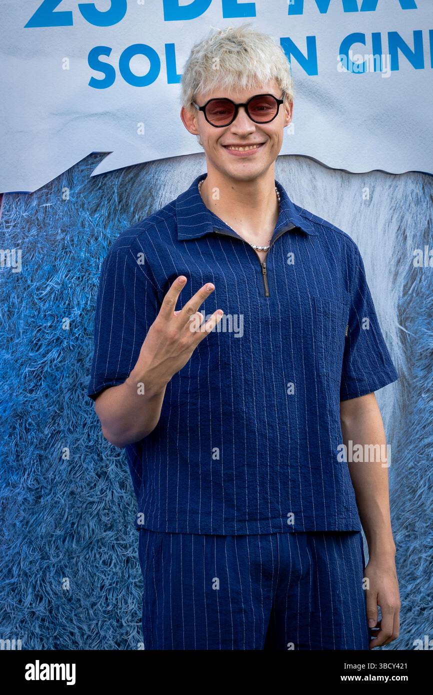 Lilo stich 2025 hi-res stock photography and images - Alamy