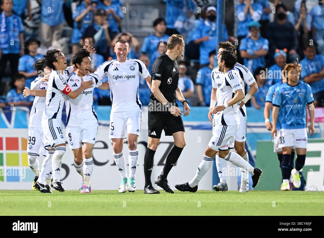 NHK Spring Mitsuzawa Football Stadium, Kanagawa, Japan. 21st May, 2025. FCFC Machida Zelvia team ...