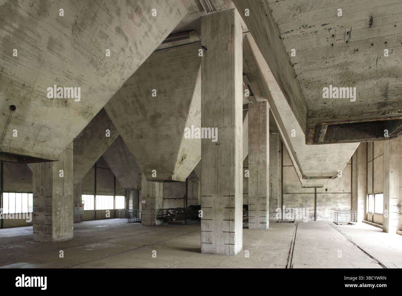 Mixing plant, hopper level Stock Photo - Alamy