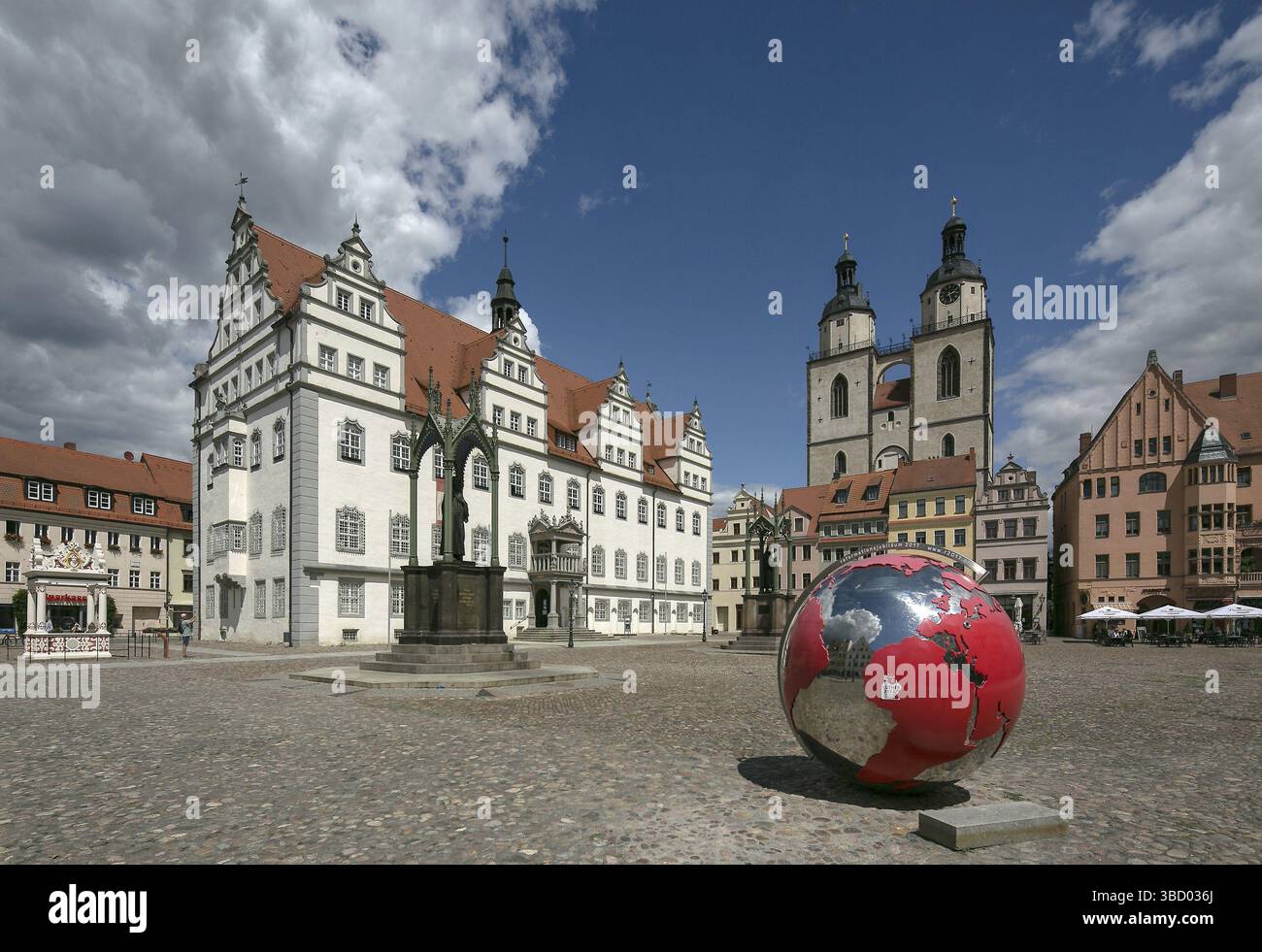 Luther city Wittenberg Market Square 6360 left Town Hall 16th century ...