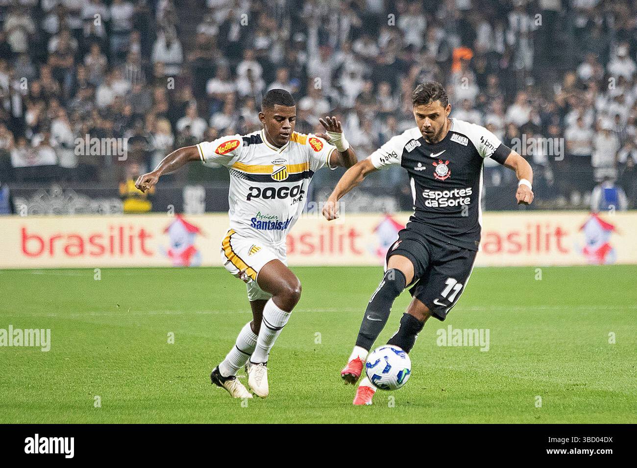 Sao Paulo, Brazil. 21st May, 2025. Arena Corinthians Angel Romero of ...