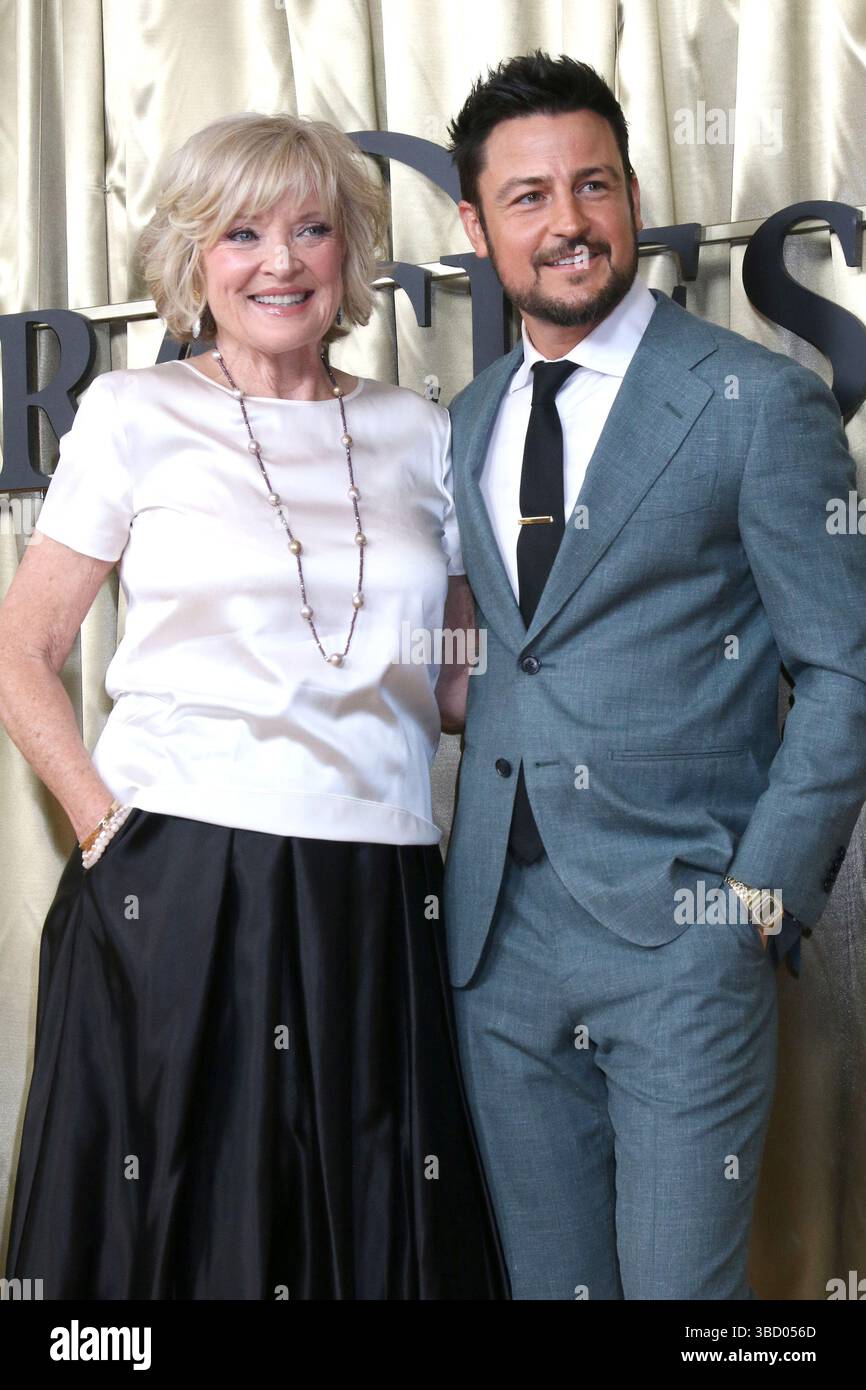 May 21, 2025, Beverly Hills, Ca, USA: LOS ANGELES - MAY 20: Christine ...