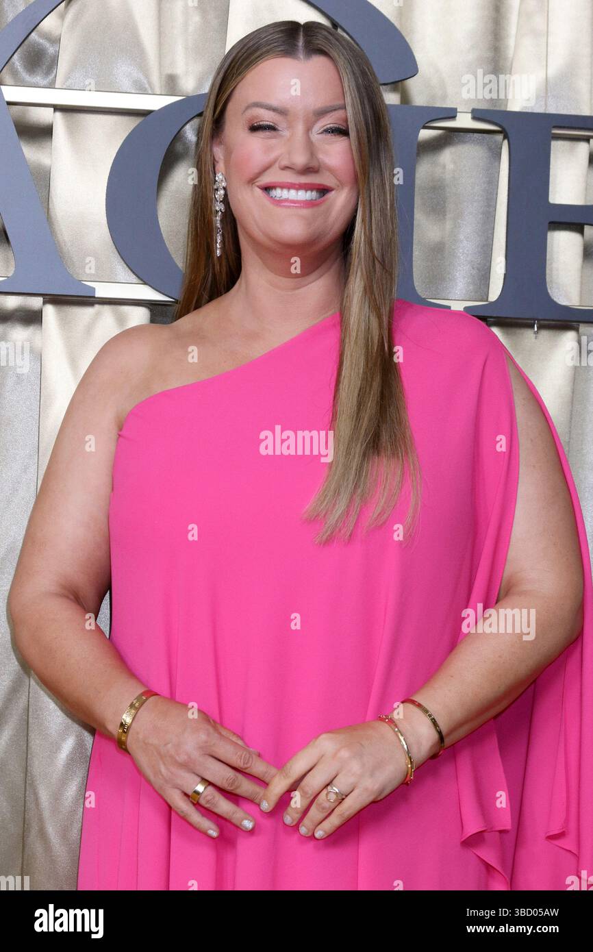 May 21, 2025, Beverly Hills, Ca, USA: LOS ANGELES - MAY 20: Karen ...