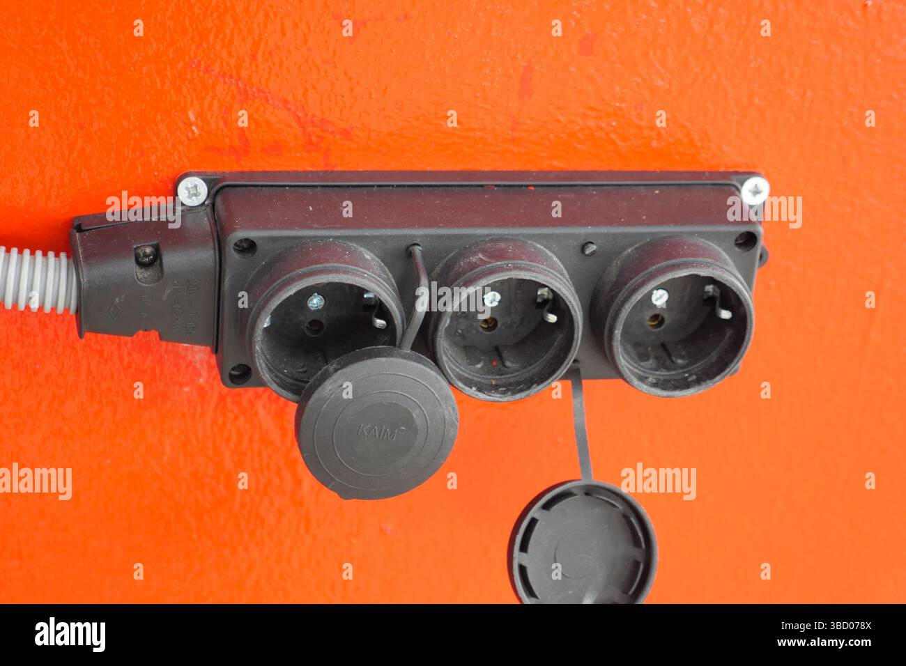 Wiring electrical service connections hi-res stock photography and ...