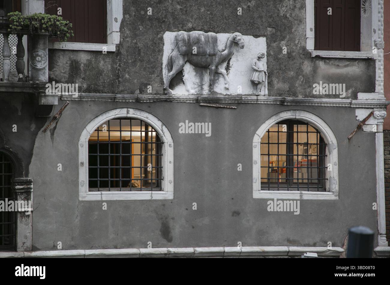 Italy Venice Palazzo Mastelli -439 early Gothic built in the 14th ...