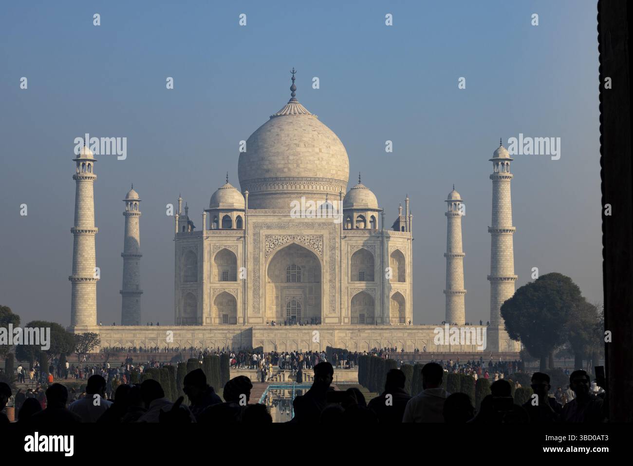 Mughal emperor shah jahan taj mahal hi-res stock photography and images ...