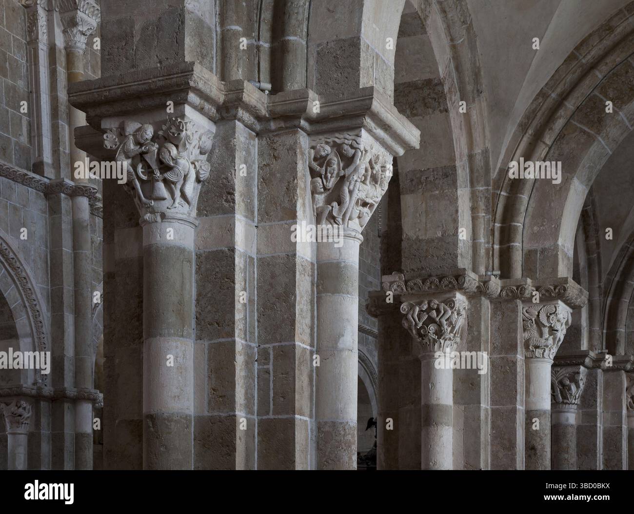 Vezelay, Basilica of Ste-Marie-Madeleine. Interior. South side aisle ...