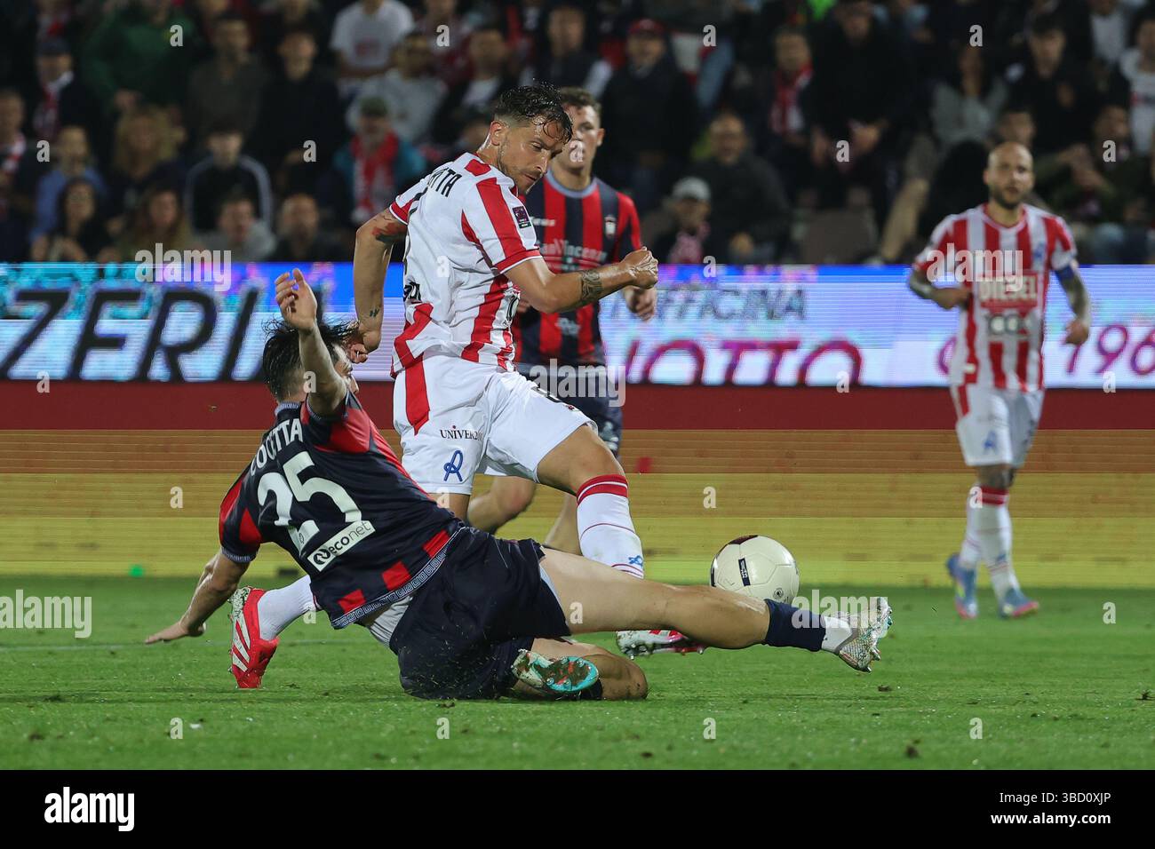 Della latta simone hi-res stock photography and images - Alamy