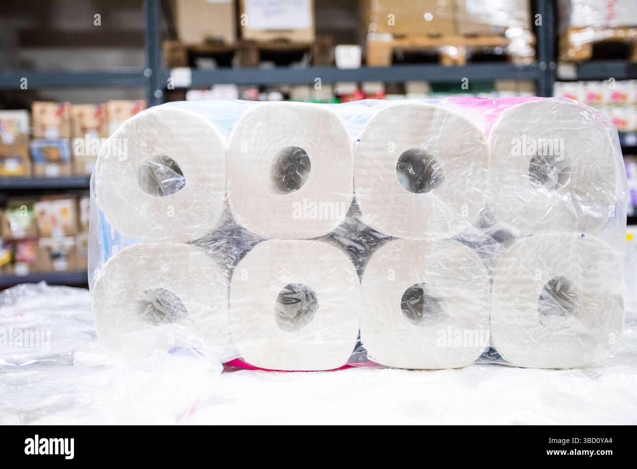 packaged toilet paper rolls in a supermarket Stock Photo - Alamy