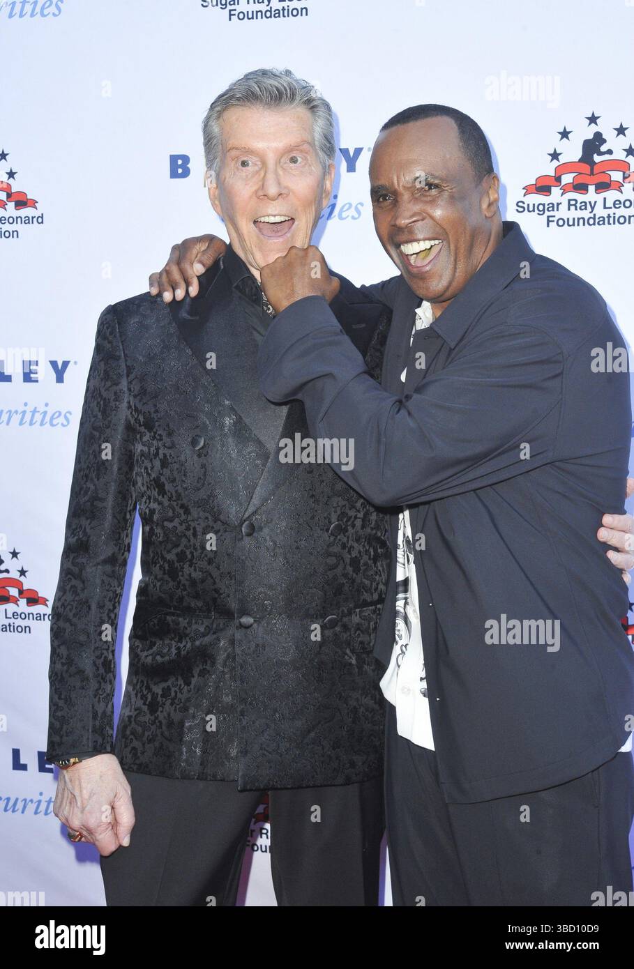 Michael Buffer, Sugar Ray Leonard at arrivals for 14th Annual Sugar Ray ...