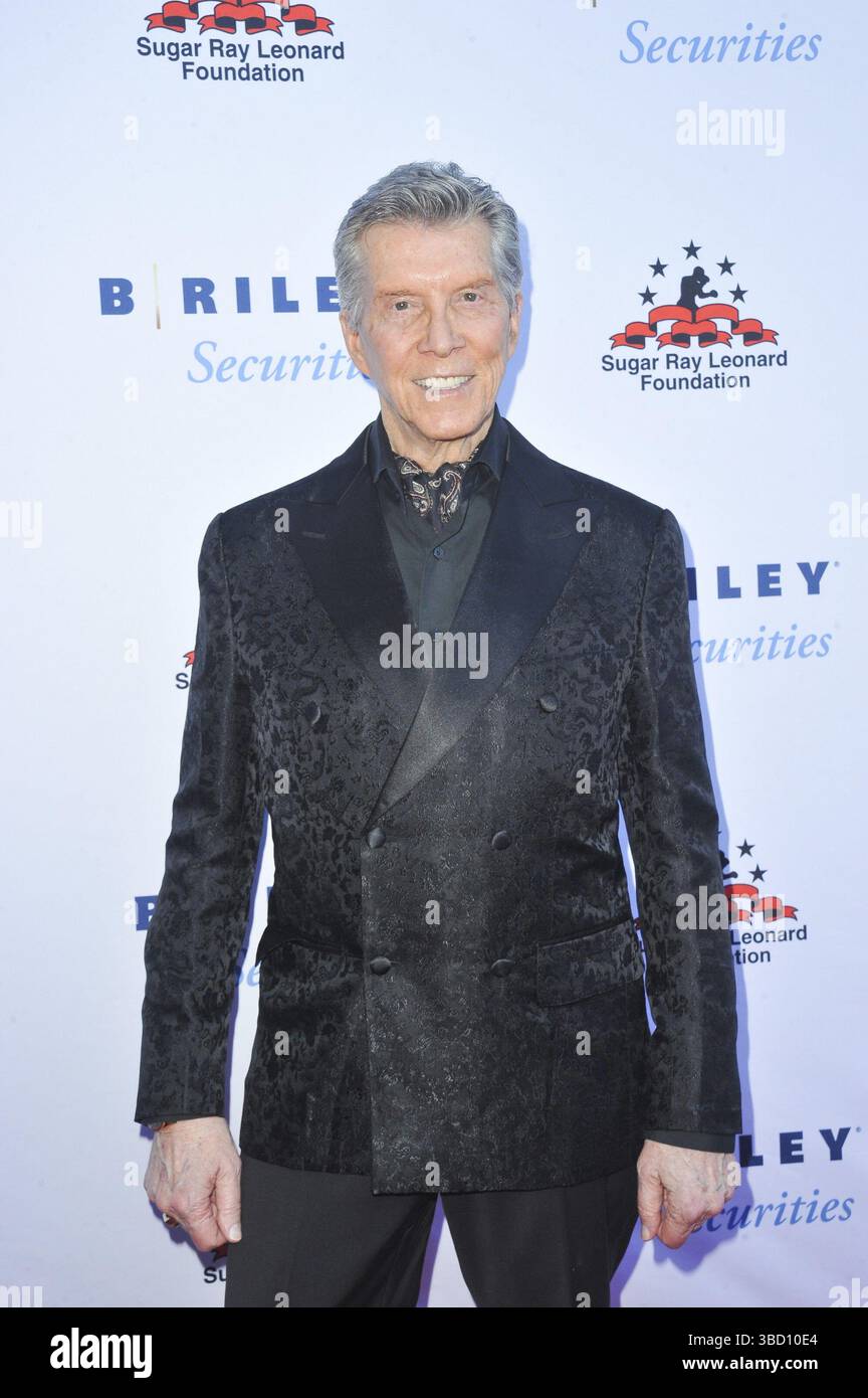 Michael Buffer at arrivals for 14th Annual Sugar Ray Leonard Foundation ...