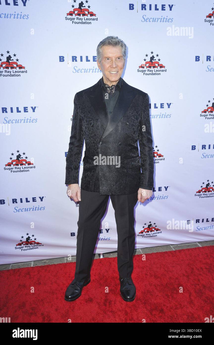 Michael Buffer at arrivals for 14th Annual Sugar Ray Leonard Foundation ...