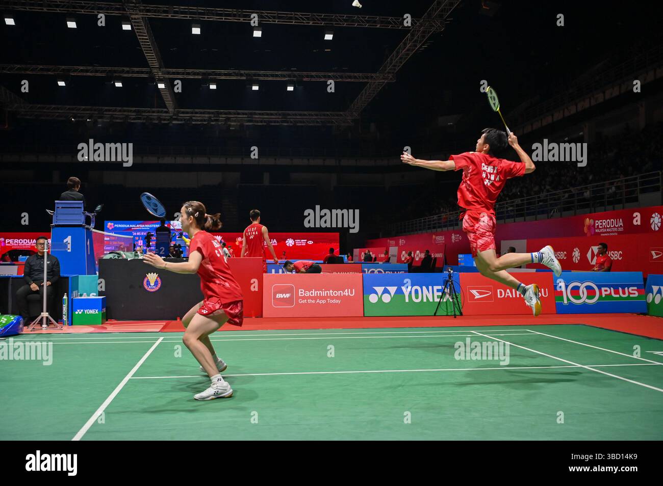 Kuala Lumpur, Malaysia. 22nd May, 2025. Cheng Xing (R)/Zhang Chi of ...