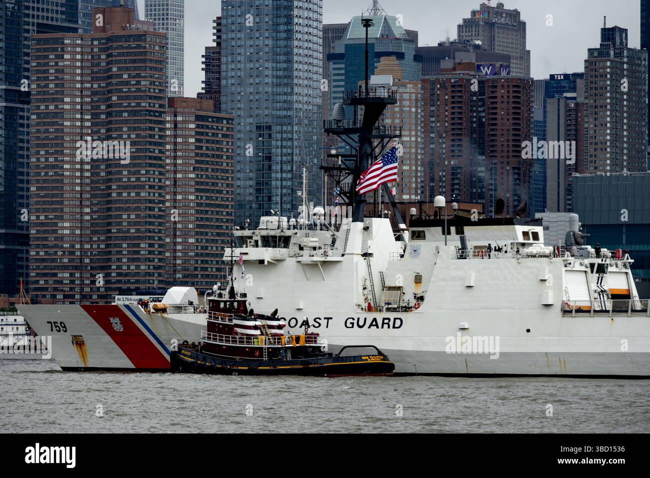 The USCGC Calhoun (WMSL 759), assigned to Special-Purpose Marine Air ...