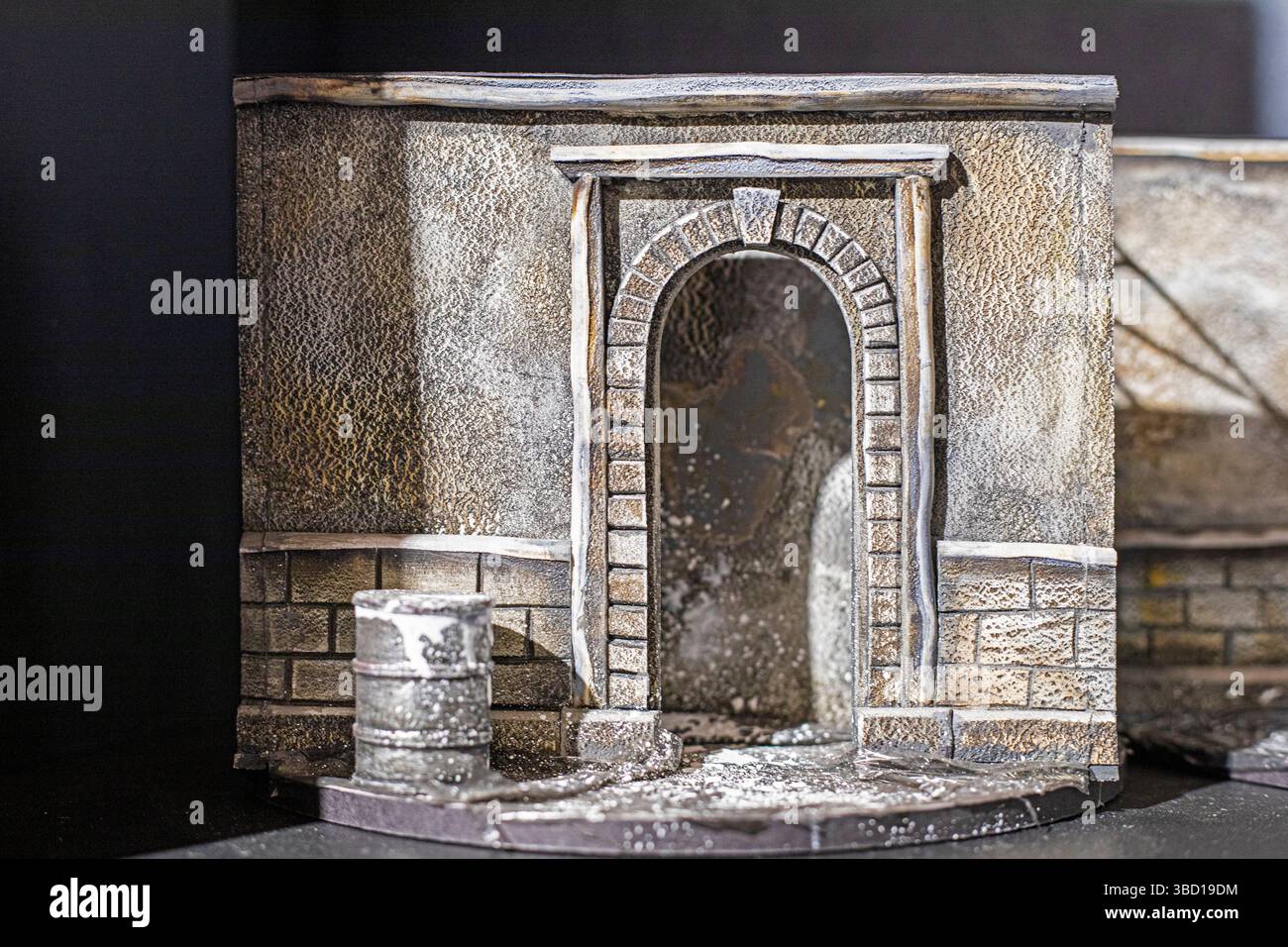 antique triumphal arch with other architectural details Stock Photo - Alamy