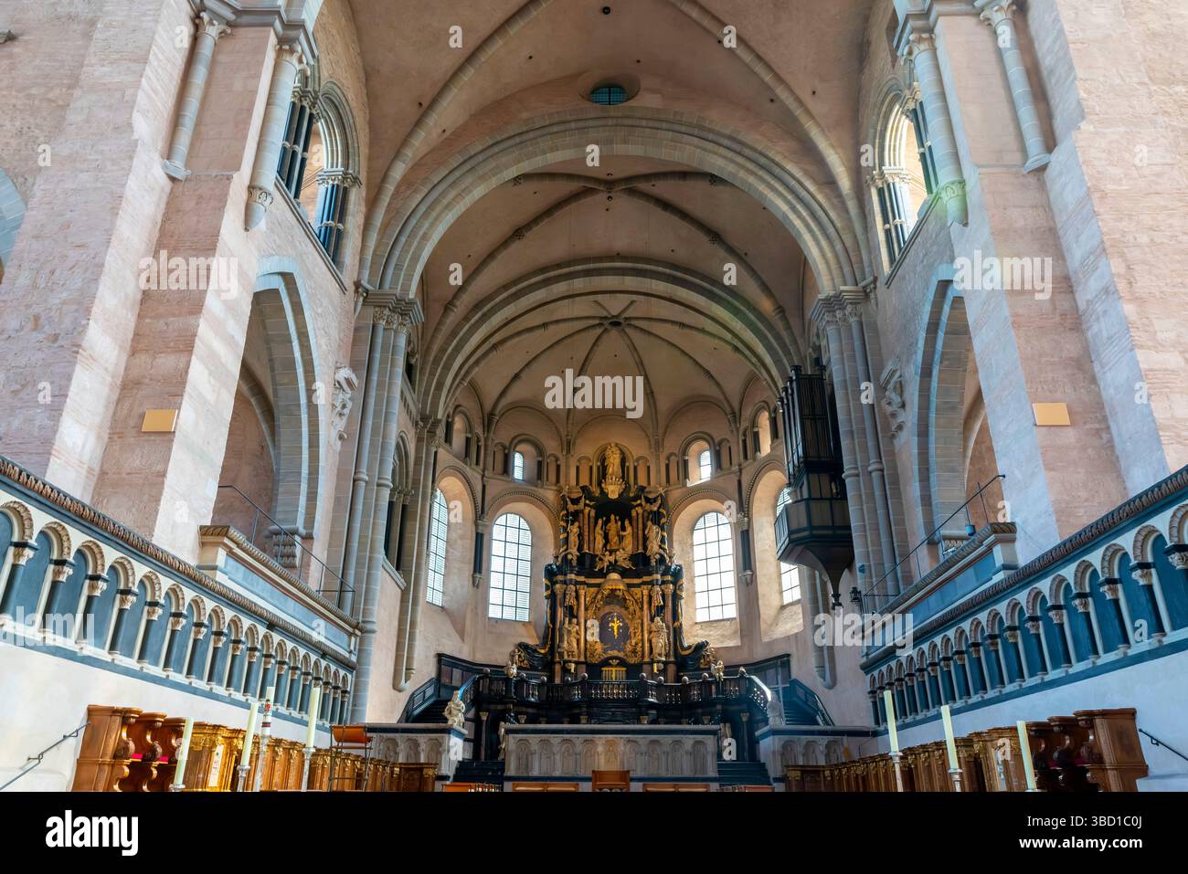 Interior of Saint Peter's Cathedral (Trierer Dom) in medieval Trier ...
