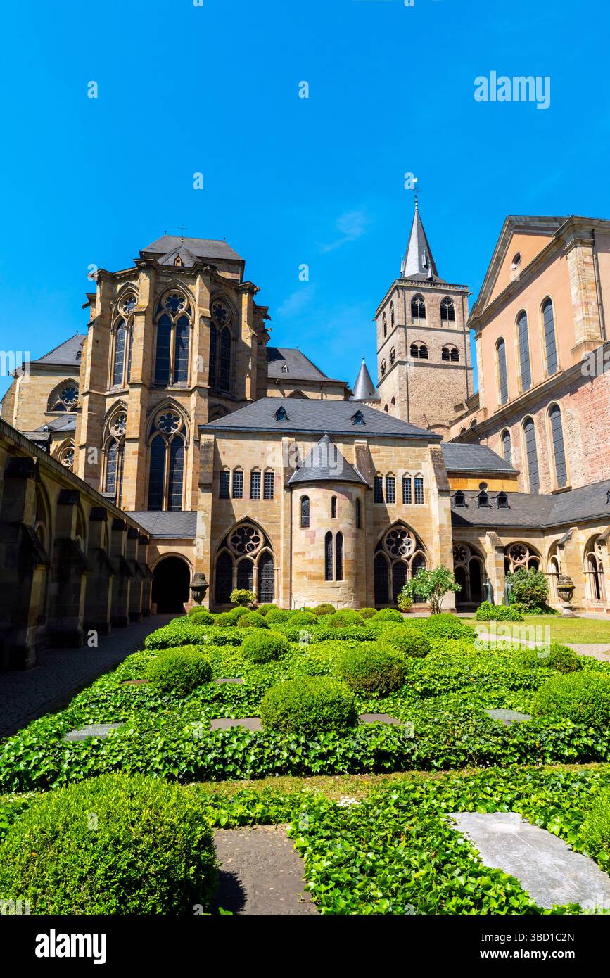 View of from Cloister yard of Saint Peter's Cathedral (Trierer Dom) and ...
