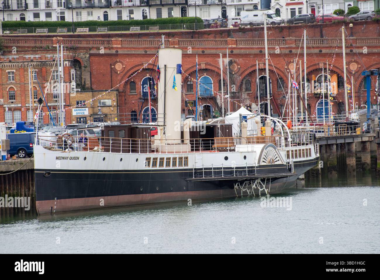 Dunkirk little ships evacuation hi-res stock photography and images - Alamy
