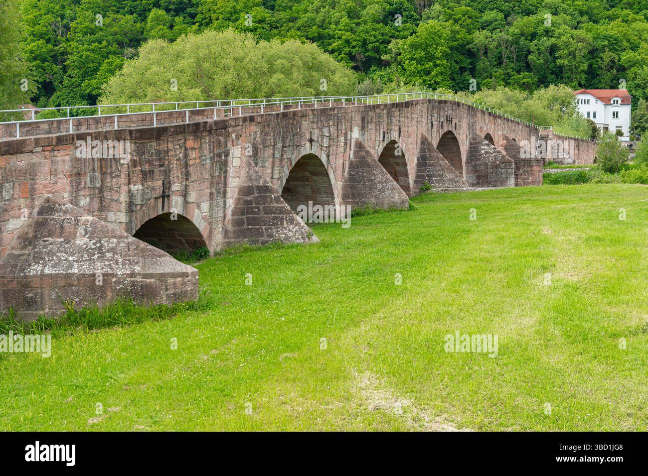 Sturdy bridge spans hi-res stock photography and images - Alamy