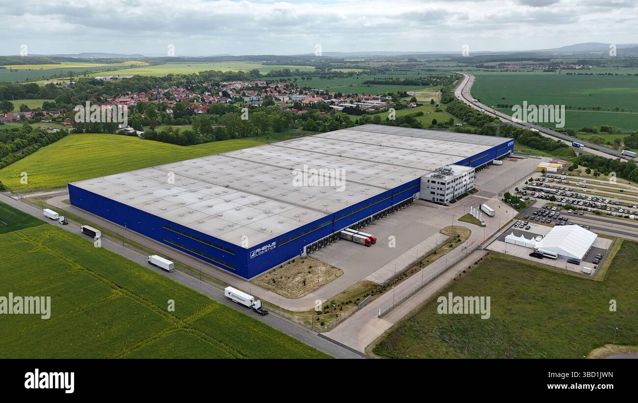 22 May 2025, Thuringia, Hörselgau: View of the Rhenus logistics center ...