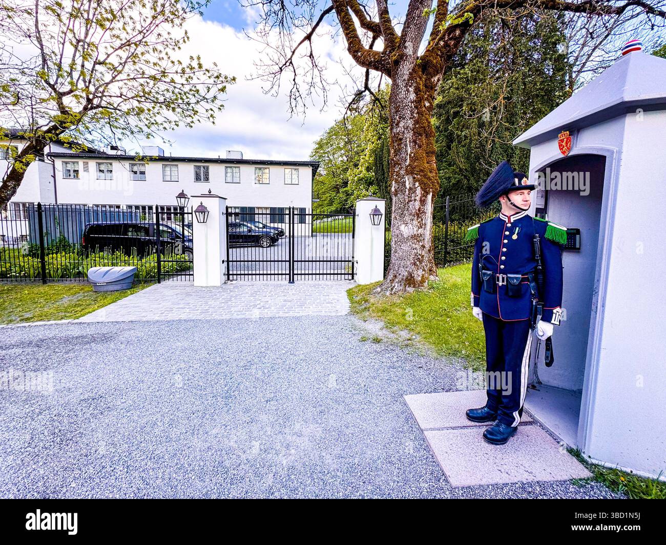 The home of Crown Prince Haakon and Crown Princess Mette-Marit of Norway. The couple lives in ...