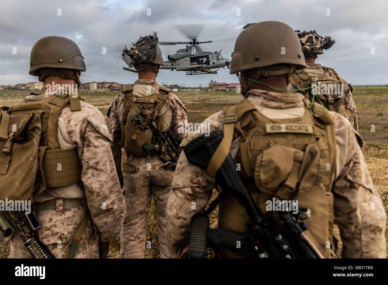U.S. Marines with 3rd Battalion, 1st Marines, 1st Marine Division ...