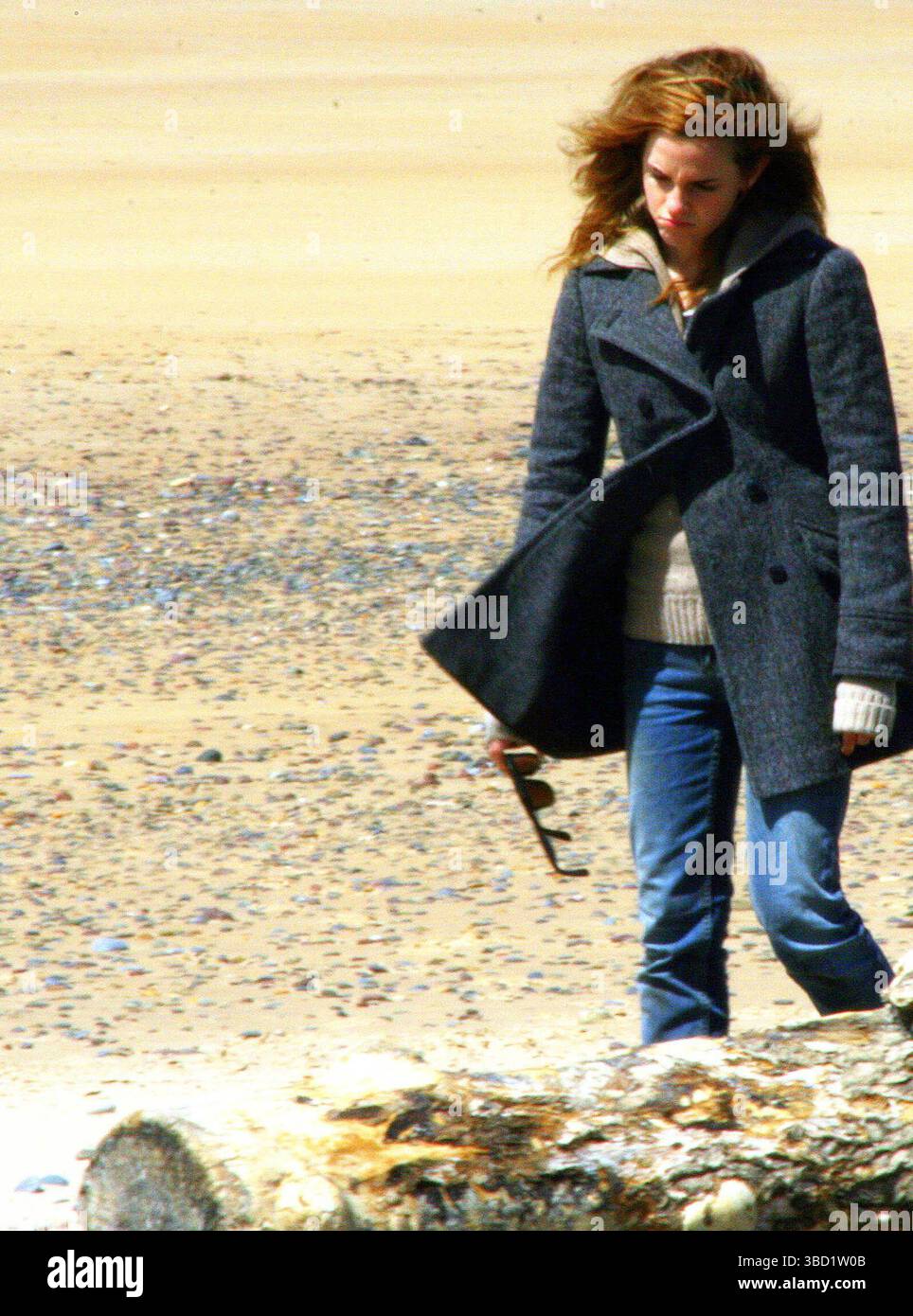 Emma Watson on the set of "Harry Potter and the Deathly Hallows" at ...