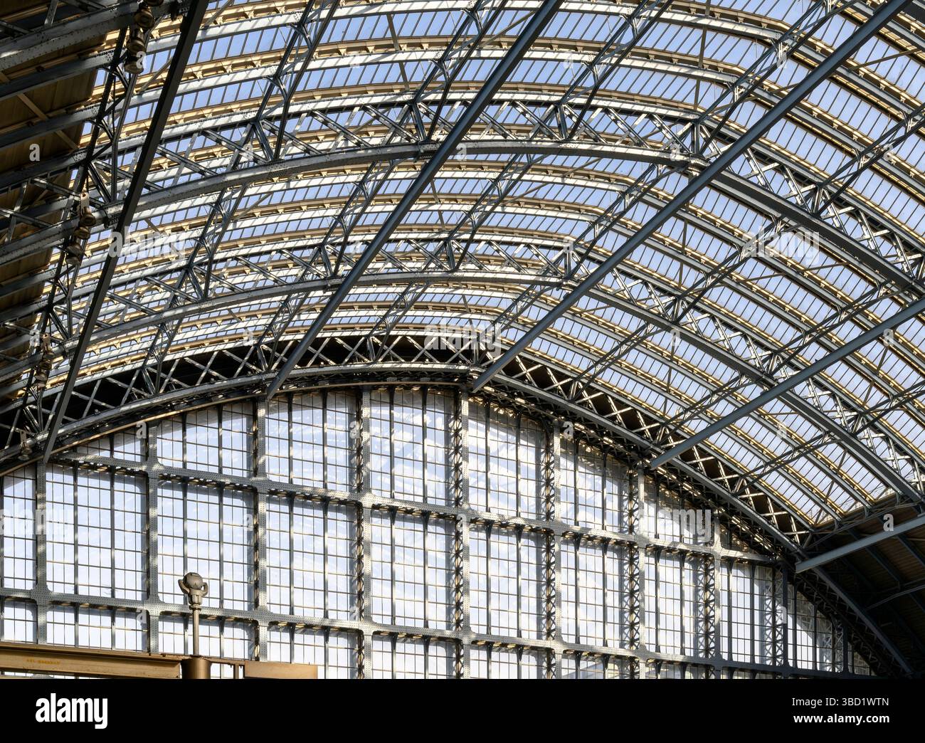London St Pancras International station's glass roof. Made of 25 arched ...