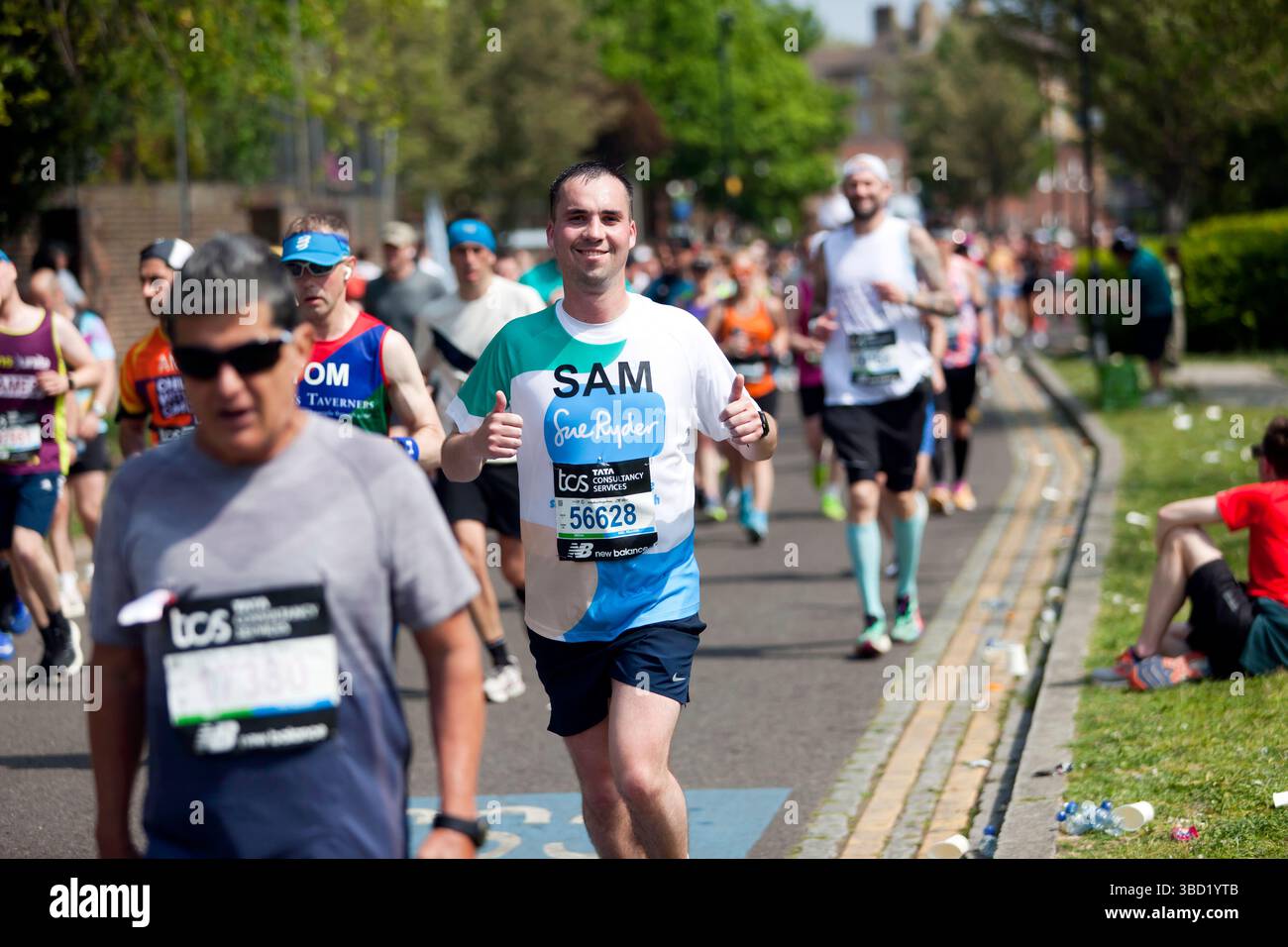 Samuel Roach, running for the Sue Ryder Charity, in the 2025 London ...