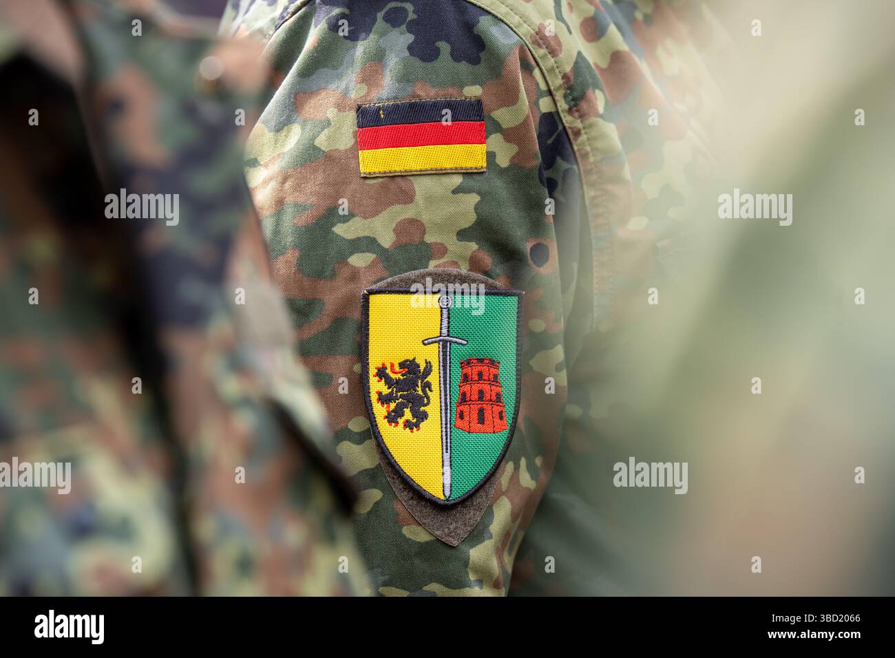 Vilnius, Lithuania. 22nd May, 2025. A Bundeswehr soldier stands with ...