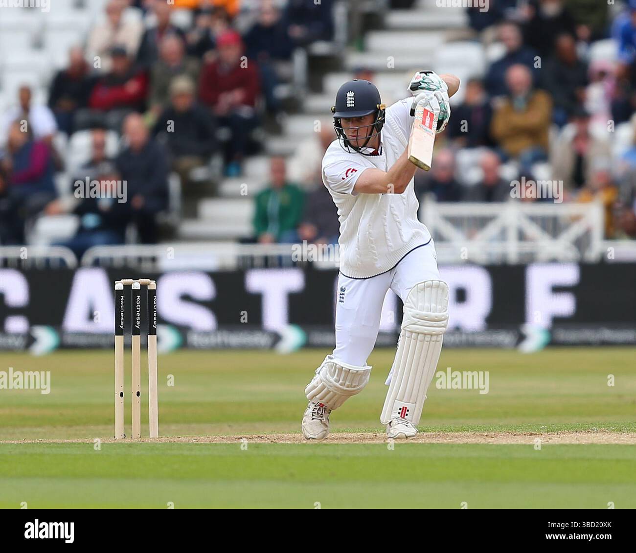 Nottingham, England, May 22 2025: Zak Crawley (6 England) plays the ...