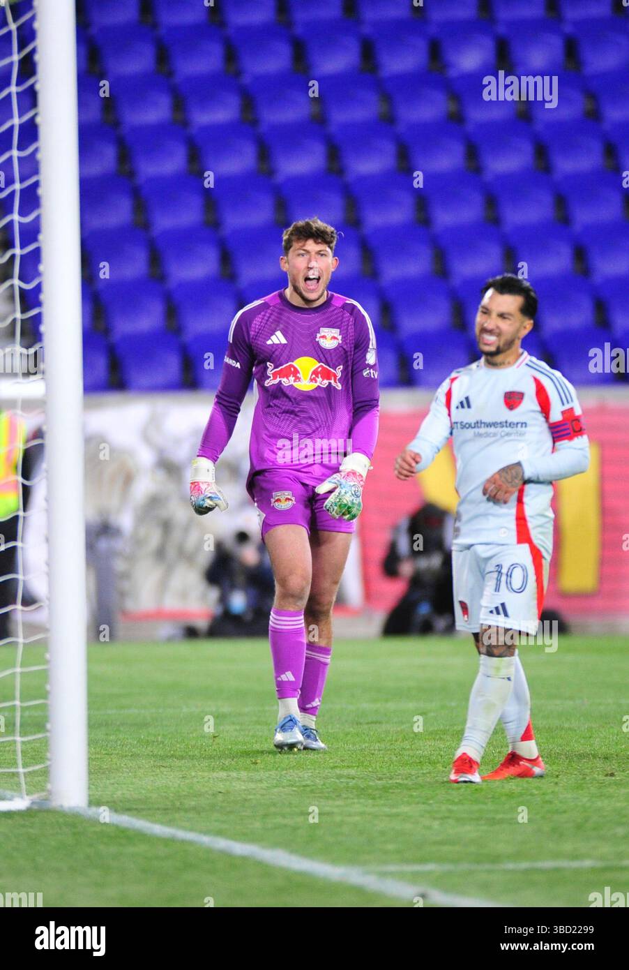 Harrison, USA. 21st May, 2025. In the Round of 16 of the U.S. Open Cup ...