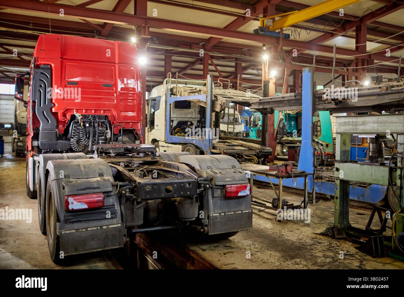 Car underbody maintenance repair hi-res stock photography and images ...