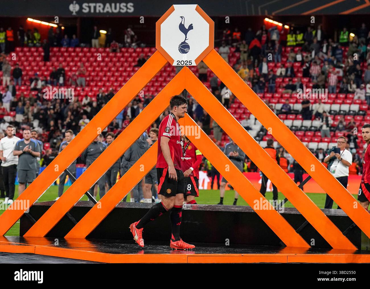 Bilbao, Spain. 21st May, 2025. Manchester United defender Harry Maguire ...