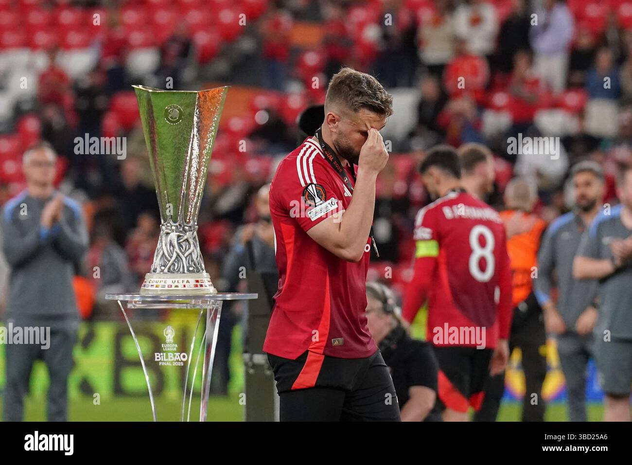 Bilbao, Spain. 21st May, 2025. Manchester United defender Luke Shaw (23 ...