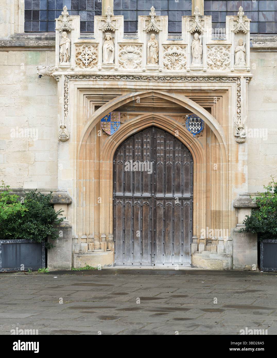 Chapel at Magdalen College, University of Oxford, England Stock Photo ...
