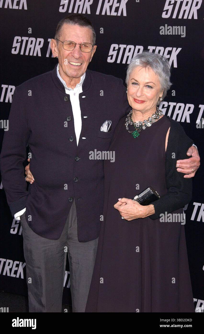 Leonard Nimoy and his wife Susan Bay at the premiere of "Star Trek ...