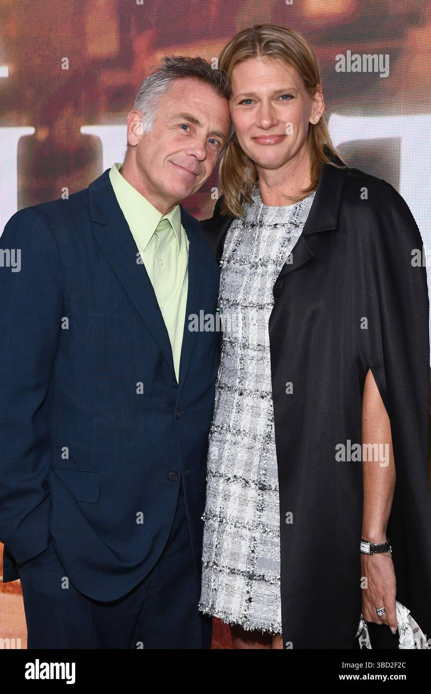 David Eigenberg and Chrysti Eigenberg attend Max Original's 'And Just Like That' Season 3 Photo ...